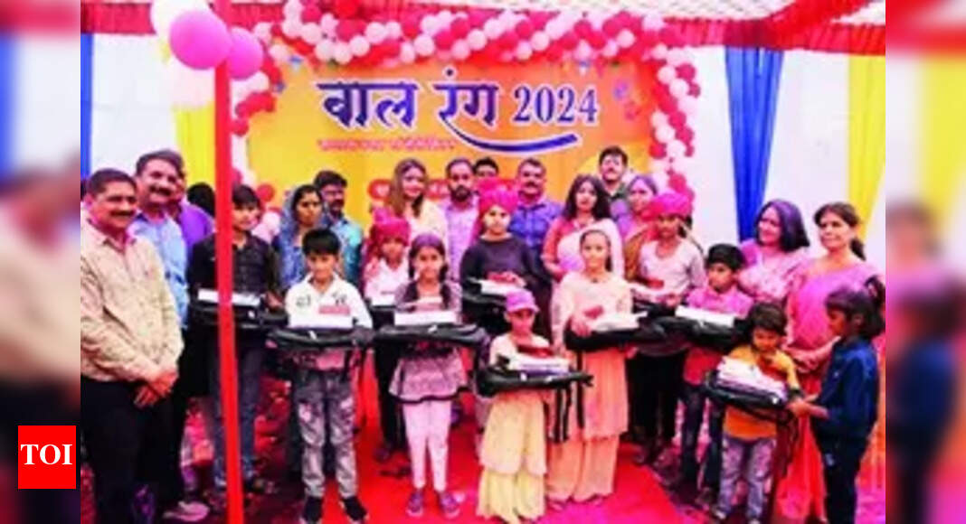 Satna Collector: Satna Collector Organizes Special Holi In District For ...