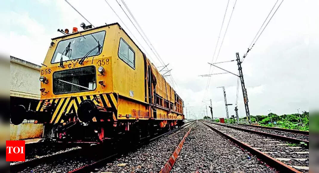 Electrification Of Tracks: Rly Achieves 100% Electrification Of Tracks In Nanded Division ...