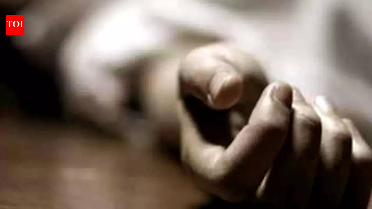Day after killing wife & three minor daughters, Bihar man dies by ...