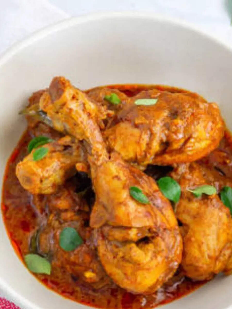 10 Delicious Chicken Curries Dishes From South India | Times Now