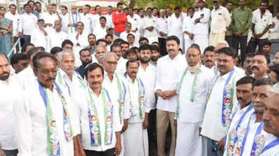 YSRCP MP YS Avinash Reddy intensifies poll campaign in Kadapa | Amaravati News - Times of India