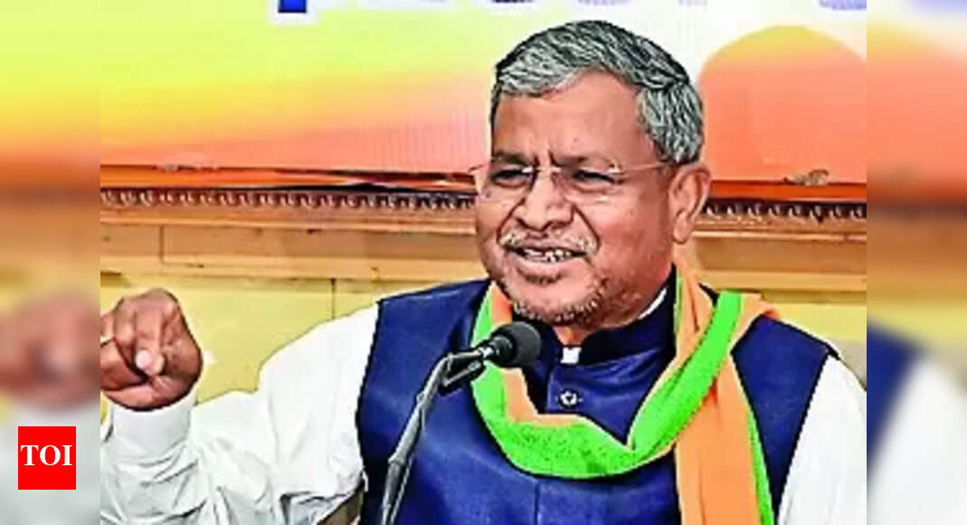 Dulu Mahato: Dulu Not Criminal: Marandi; Roy Says 50 Serious Cases ...