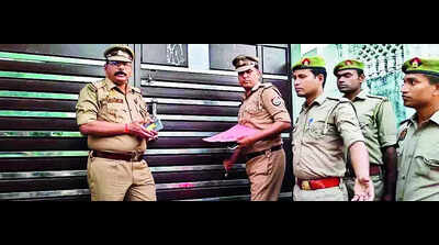 Raju Pal Murder: Raju Pal Murder: Absconding Convict Surrenders In ...