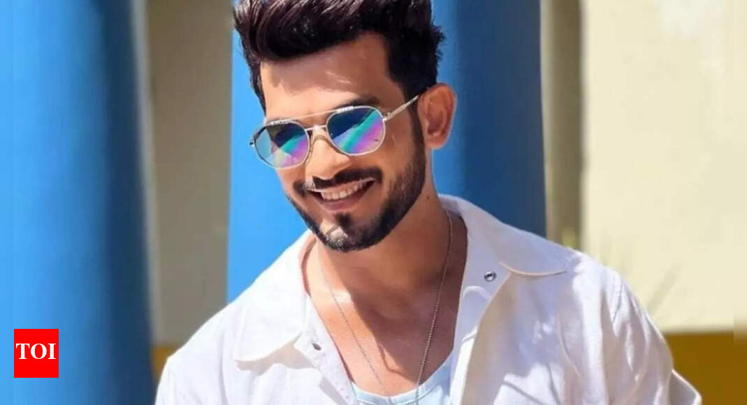 Arjun Bijlani holds from hot air balloon atop Melbourne: 'Don't think ...