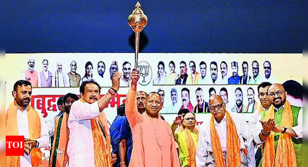 Narendra Modi: Ensure Victory In All Seats In Up: Modi To Bjp Workers ...