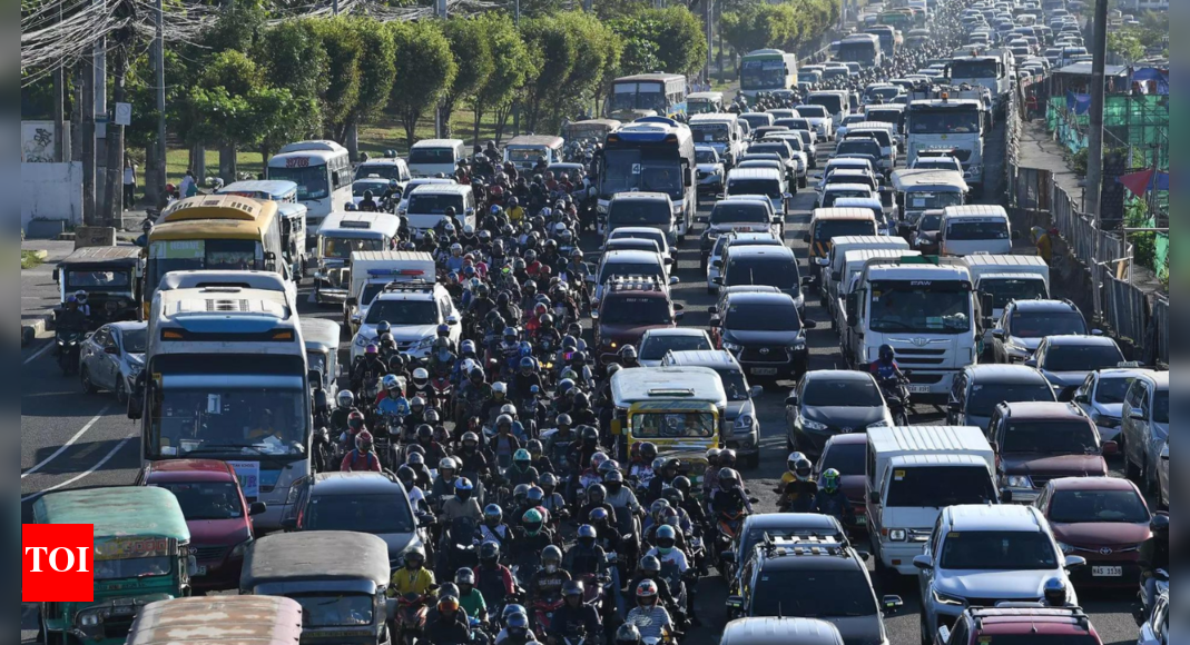 Heavy vehicle knocks down height barrier on Matunga bridge causing ...