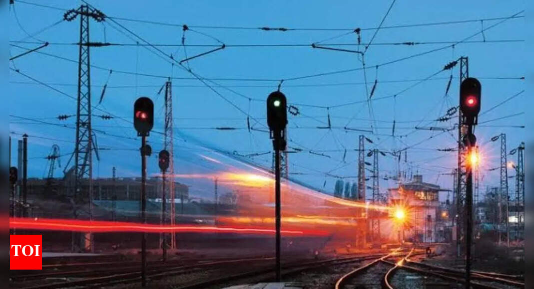 SECR achieves milestone with automatic block signaling system | Raipur ...