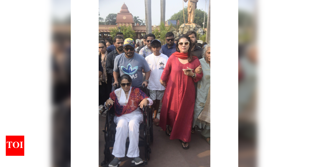 Kajol visits Dakshineswar Kali Temple with mom Tanuja and son Yug ...