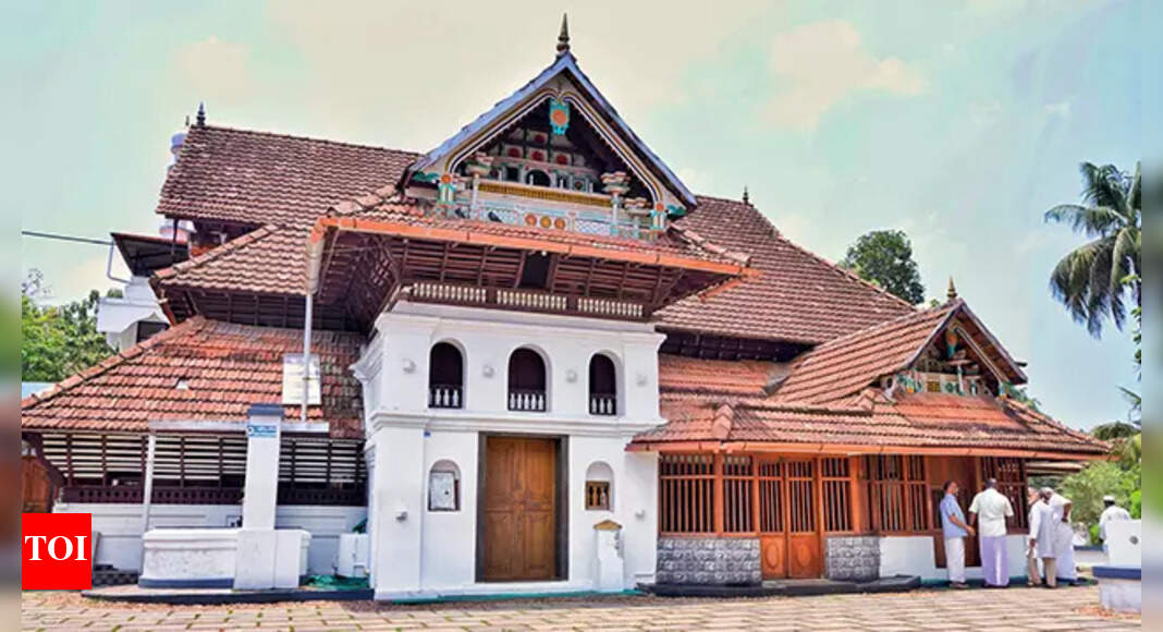 Mosque: 1,300 yrs ago, Hindu king gave wood, money for this mosque ...