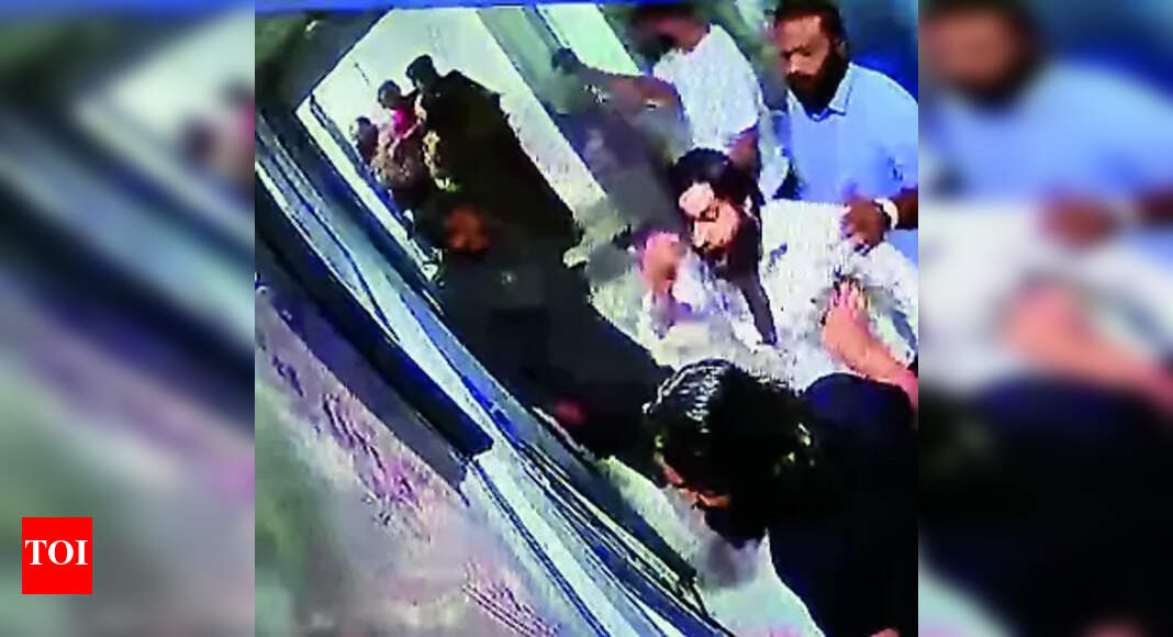 Doctors Assaulted: Doctors Assaulted, Hospital Vandalized After Patient ...