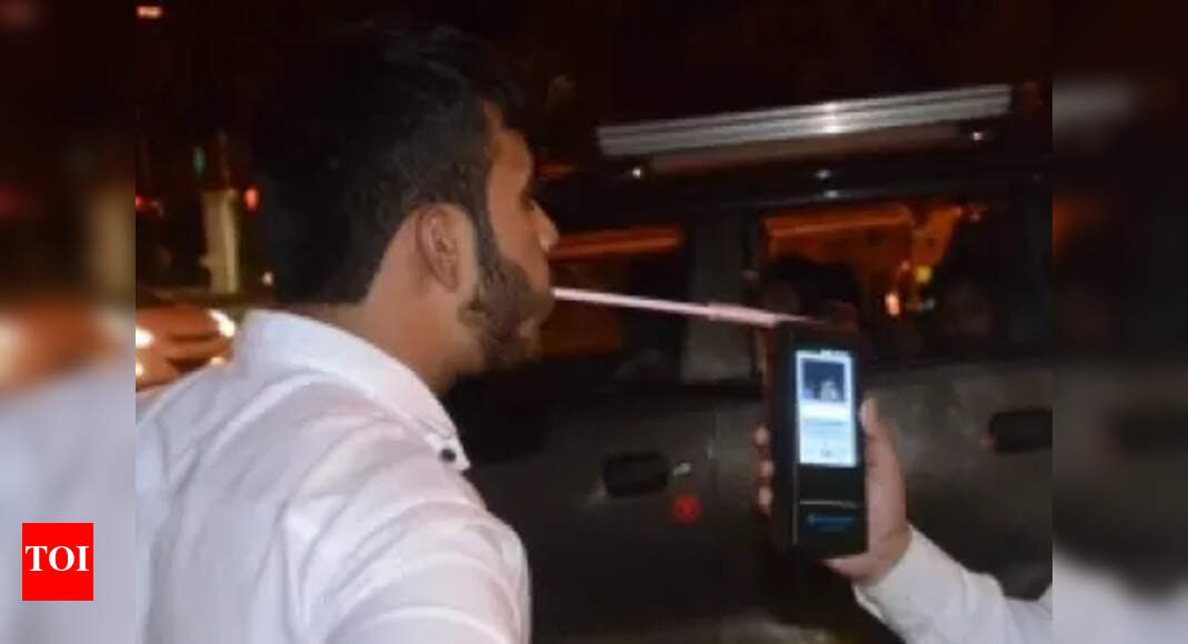 Delhi drunk driving cases record 22% rise from previous year | Delhi ...