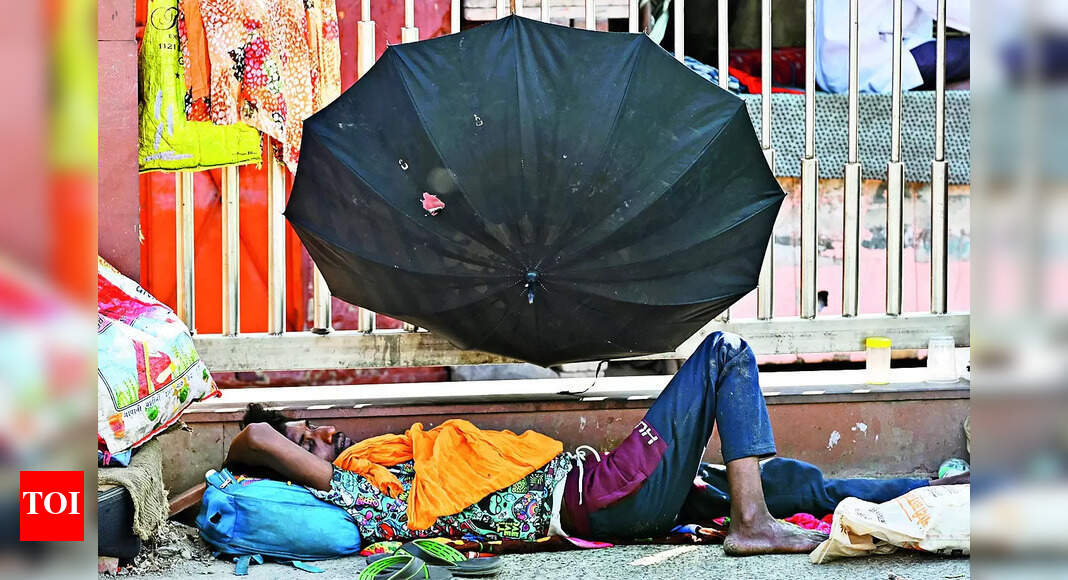 Homeless: Rags To Rashes: City’s 2.5l Homeless Sweat Over Summer Strike ...