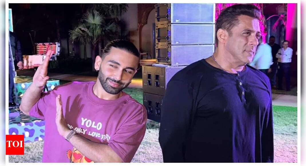 Salman Khan dashingly ignores Orry's signature pose at Anant Ambani's ...