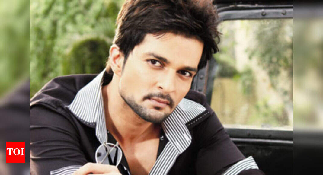 RaQesh Vashishth is Heroine’s new hero | Hindi Movie News - Times of India