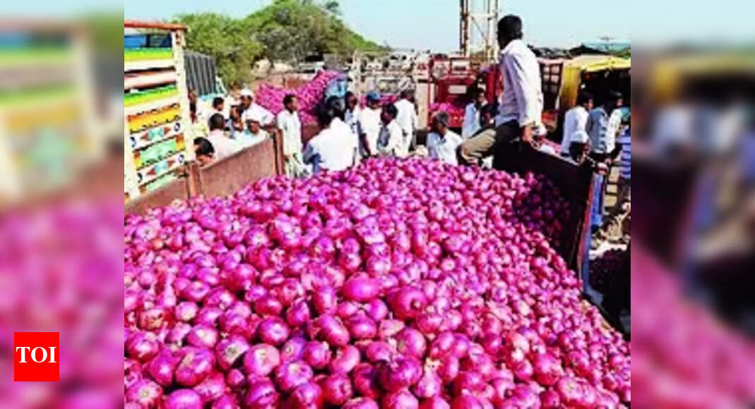 No onion auction in Nashik for 6 days; supply across nation hit | Nashik News - Times of India