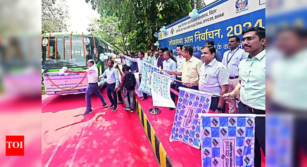 Voters’ Awareness: 304 Buses Flagged Off For Voters’ Awareness | Patna ...