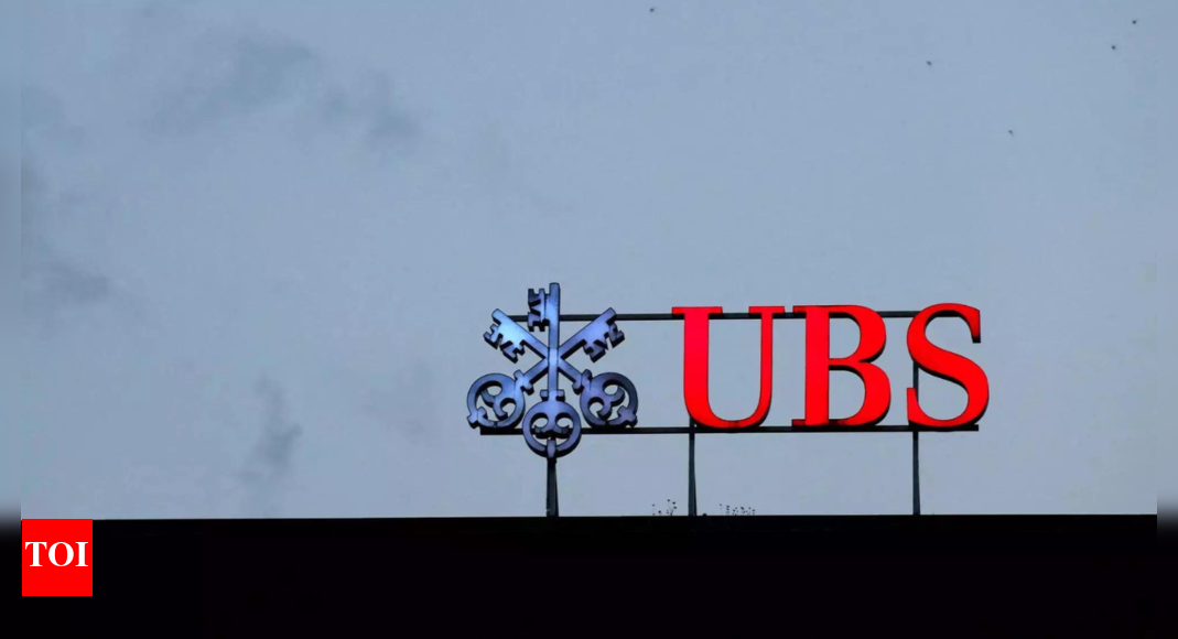 Global watchdog welcomes reform proposals for Swiss banking - Times of ...