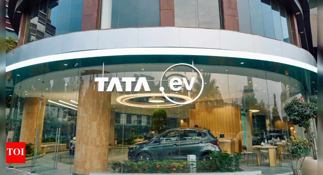 Tata Passenger Electric Mobility partners with Shell India to install ...