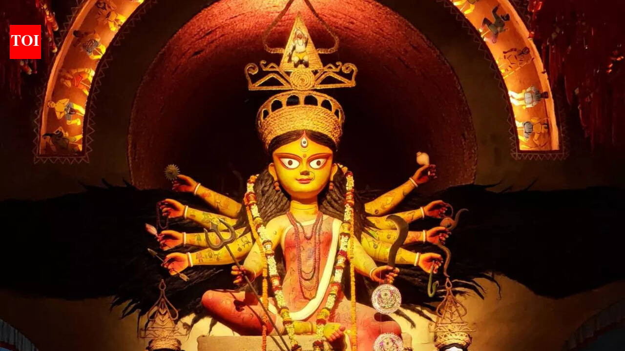 5 Maa Durga mantras that are believed to fulfil all wishes
