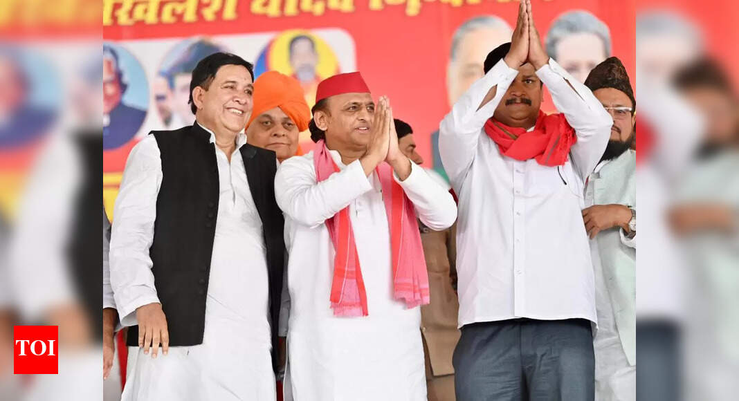 SP Chief: Sp Chief Throws ‘rupiya’ Jibe At Jayant’s ‘chavanni’ Remark ...