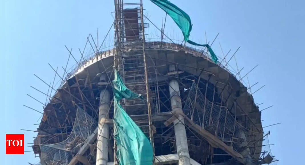 Navi Mumbai: Worker critically hurt after falling from water tank in ...