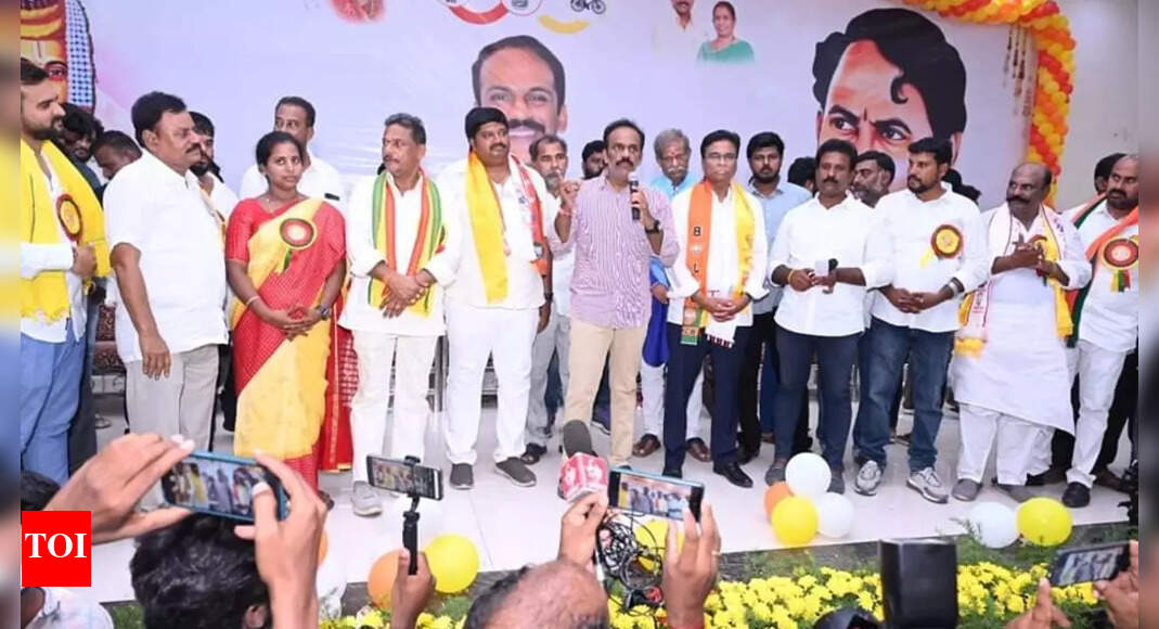 Prominent Kapu leader Vangaveeti Radha pledges support for NDA ...