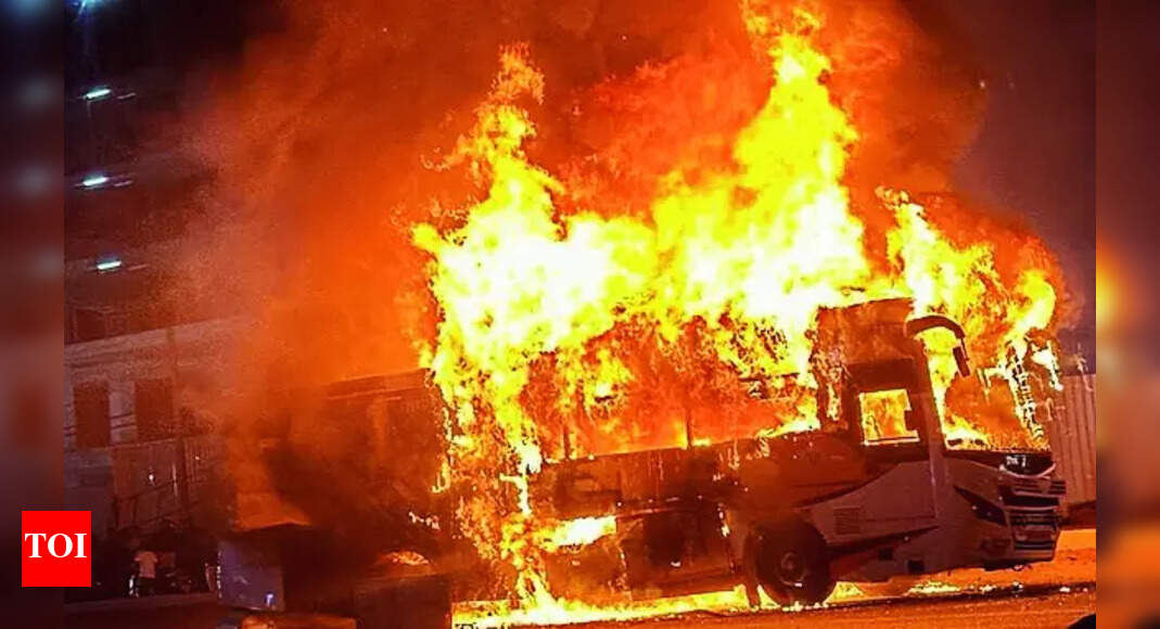 Bus Catches Fire: Narrow Escape For Travellers As Pvt Bus Catches Fire ...