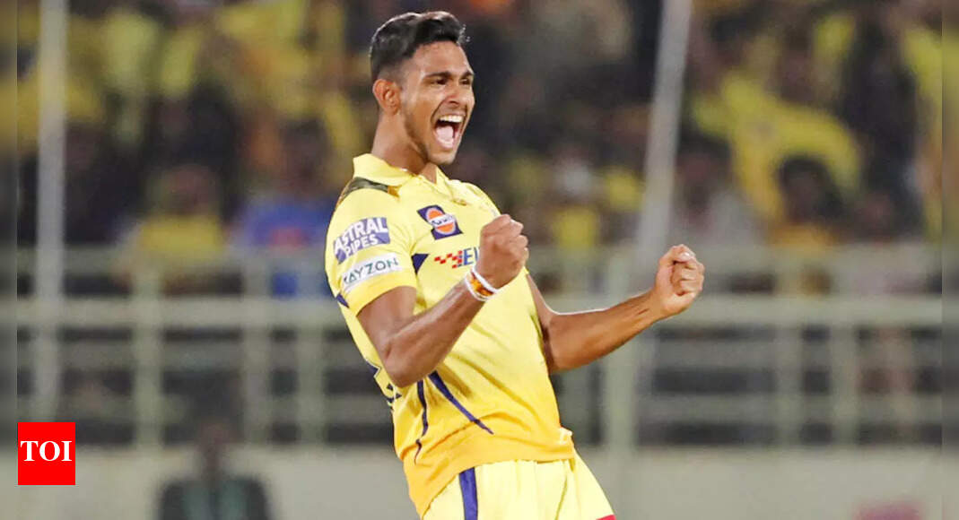 Pathirana does a Malinga in front of Malinga | Cricket News - Times of ...