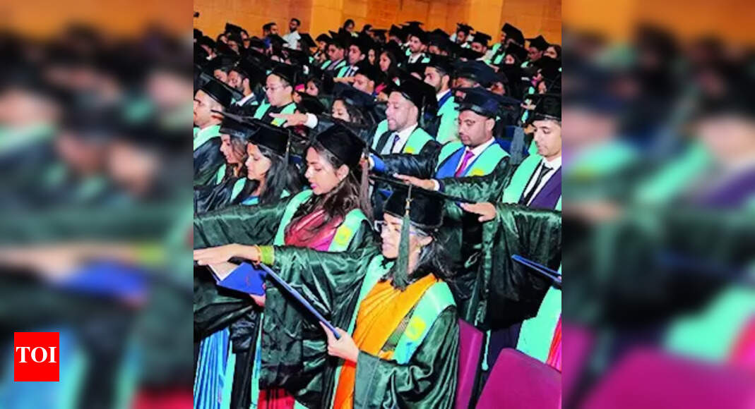 Medical College: 283 Students Get Degrees, Credit Rural Service Stint ...