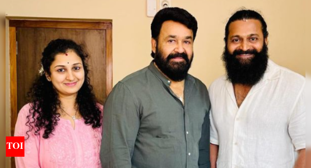 Rishabh Shetty meets iconic actor Mohanlal; see picture | - The Times ...