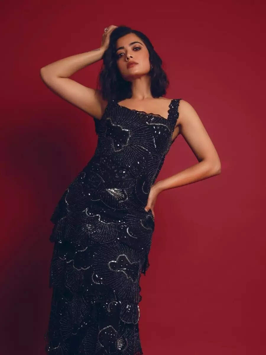 Rashmika Mandanna Steals the Fashion Trend in Sleek Black Outfits ...