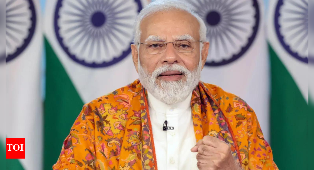 PM Modi pitches 'ease of life' as Mobile link comes to HP village ...