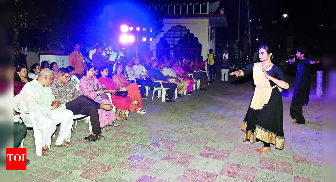 Step-Well: 250-year-old Siddhnath Vaav Comes Alive To Narrate Ordeal ...