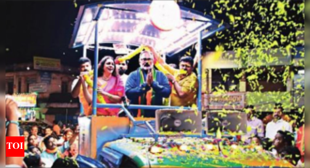 Gap between promises & delivery dominates minister’s poll pitch | Kochi ...