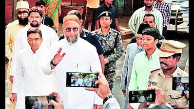 Owaisi: Owaisi: Bjp & Rss Out To Foment Riots | Hyderabad News - Times ...