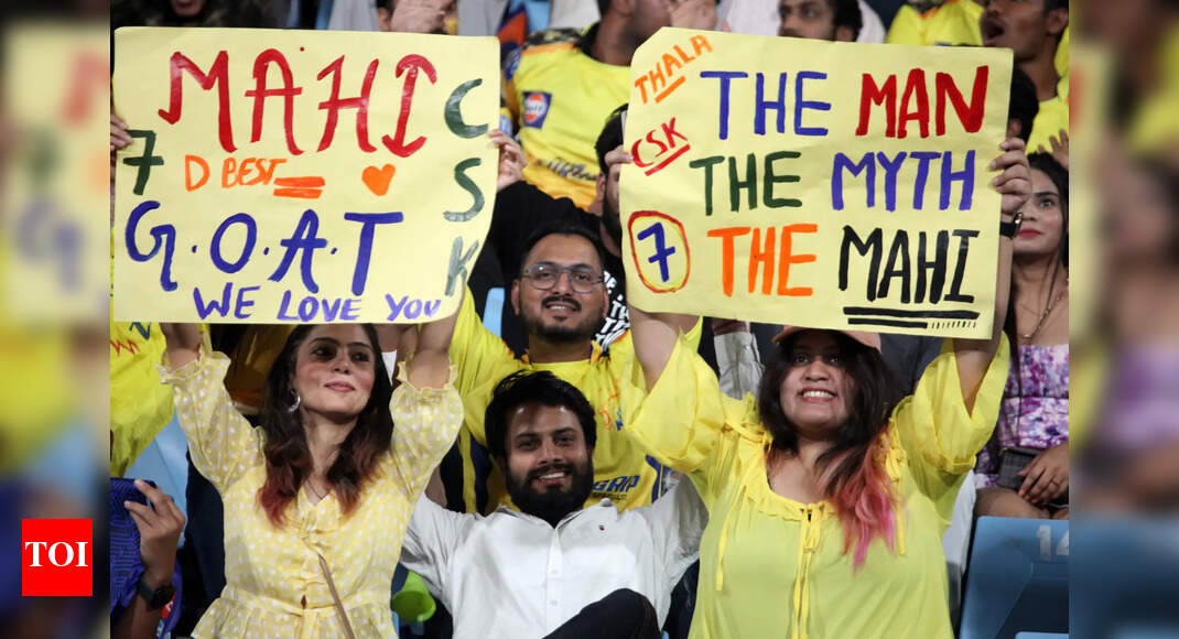 MS Dhoni: ‘work Can Wait’: Fans Pull Out All Stops For Enjoying ‘mahi’s ...