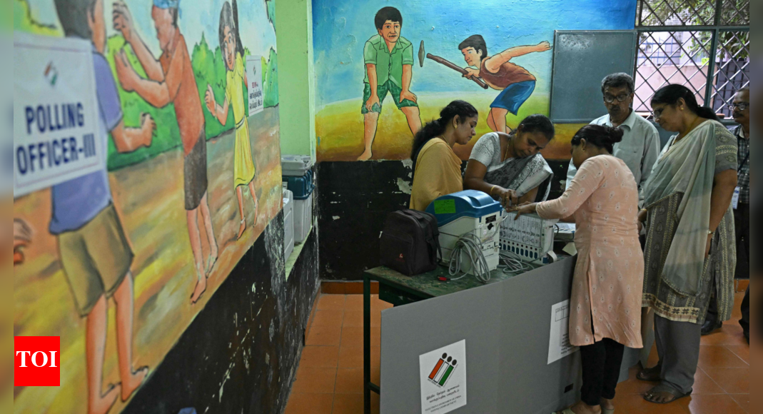 Long-time city voters omitted from poll rolls in Tamil Nadu | Chennai News - Times of India