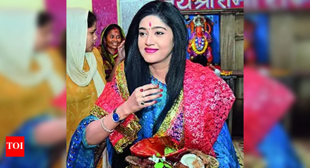 BJD: Bjd Fields Actor Varsha From Barachana Seat | Bhubaneswar News ...
