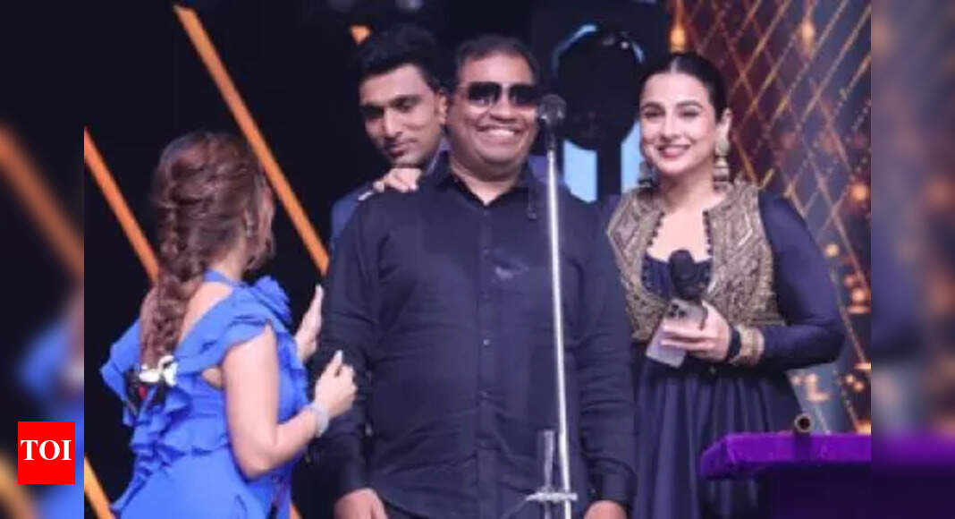 On Superstar Singer 3: Vidya Balan gets emotional after watching ...