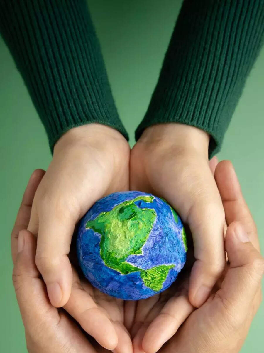 Earth Day 2024 Quotes: 10 most beautiful quotes on the beauty of the ...