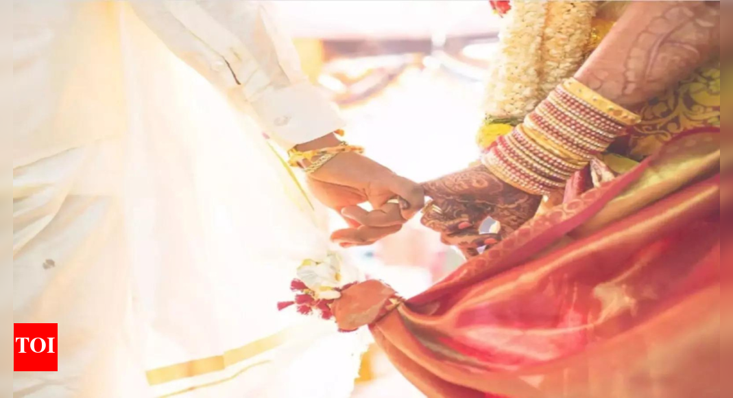 Wedding disrupted: Bride's relatives attempt kidnapping amid chaos in ...