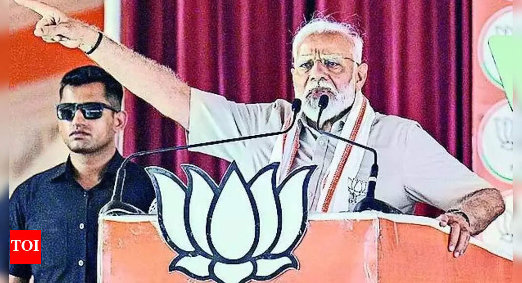 PM Modi's comments 'hate speech', says opposition; CPM files police ...