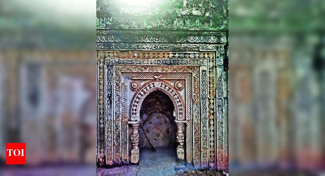 Supreme Court: Status Quo In Erandol Mosque Complex: Sc | Chhatrapati ...