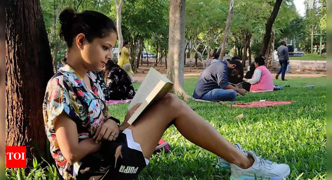 Hyderabad's silent readers come together at KBR Park | Telugu Movie ...