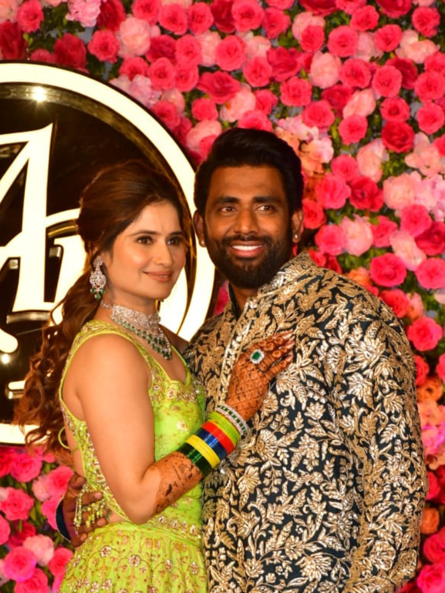 Arti Singh Wedding: Who Wore What To Krushna Abhishek's Sister Sangeet ...