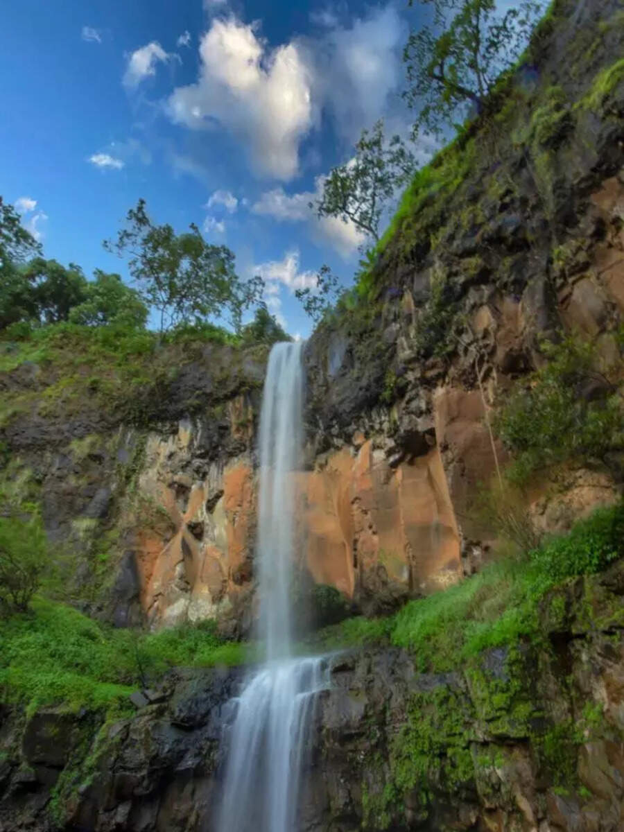India Waterfalls: 9 spectacular waterfalls in India that will leave you ...