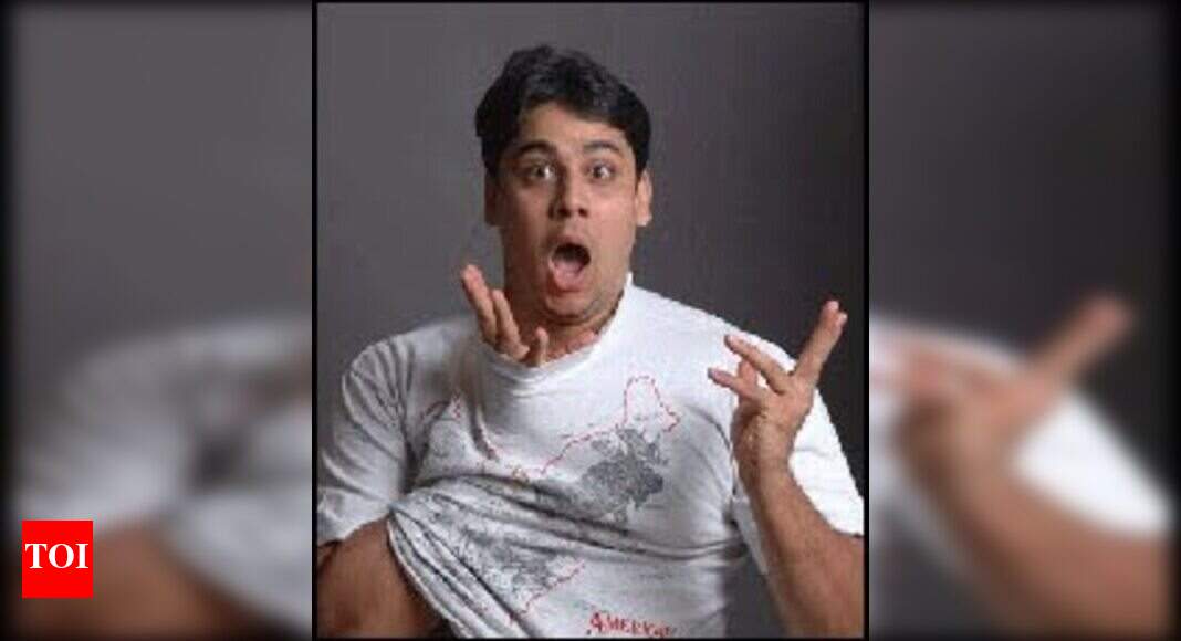 Cyrus Broacha in 'One Out of Six' - Times of India