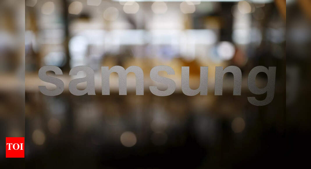 Samsung is facing this top-end smartphone shortage in Pakistan - The ...
