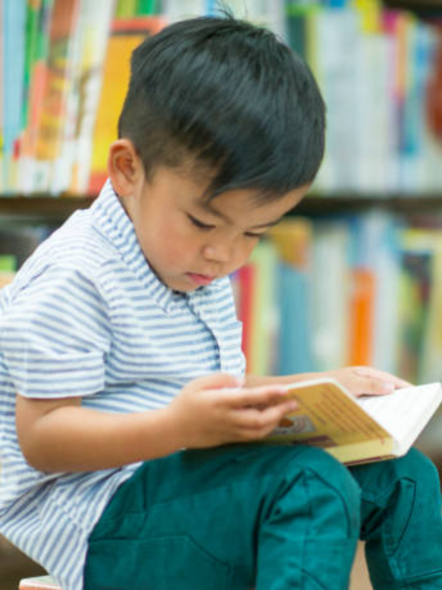Kids who love books have parents who do this | Times of India
