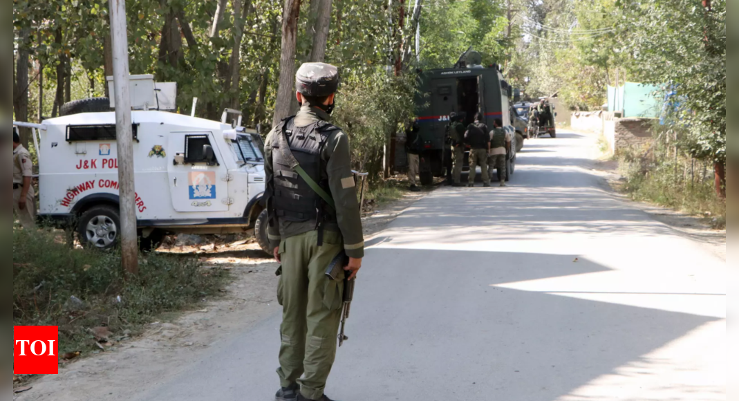 Encounter breaks out between security forces, militants in J&K's Baramulla, one suspect ...